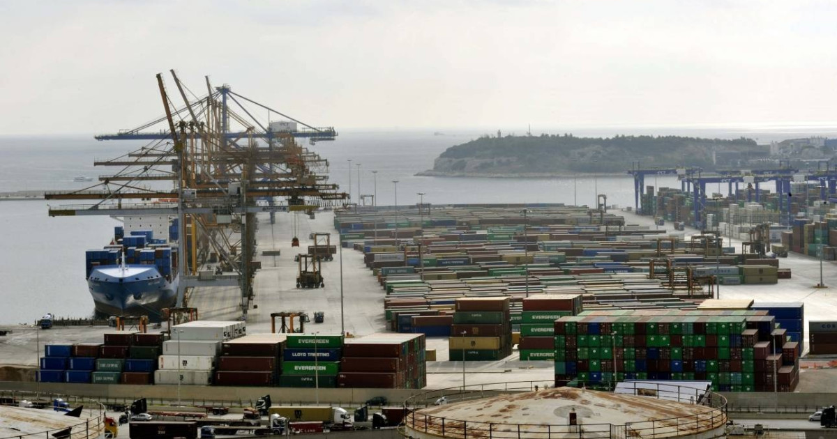 Πώς αποτιμά η ελληνική πλευρά τη συμφωνία με την Cosco για τον ΟΛΠ - CNN.gr