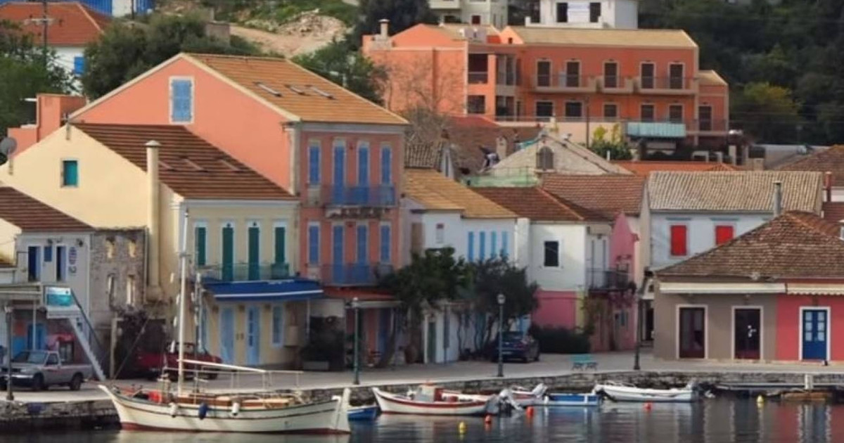 Οι κομψές νησιωτικές κυρίες του Ιονίου (video) - CNN.gr