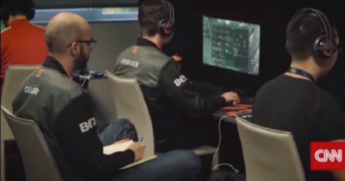 Το 24ωρο ενός επαγγελματία video gamer - CNN.gr