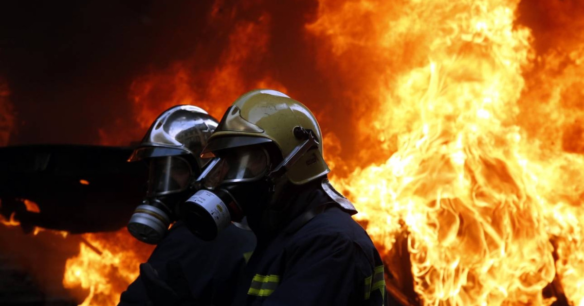 Πέταξε βόμβα μολότοφ στο Α.Τ. Κορυδαλλού και συνελήφθη - CNN.gr