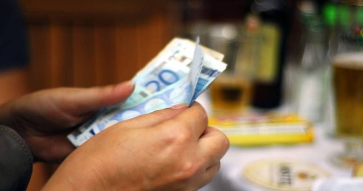 Κοινωνικό Εισόδημα Αλληλεγγύης: Απλά βήματα για να το λάβετε - CNN.gr