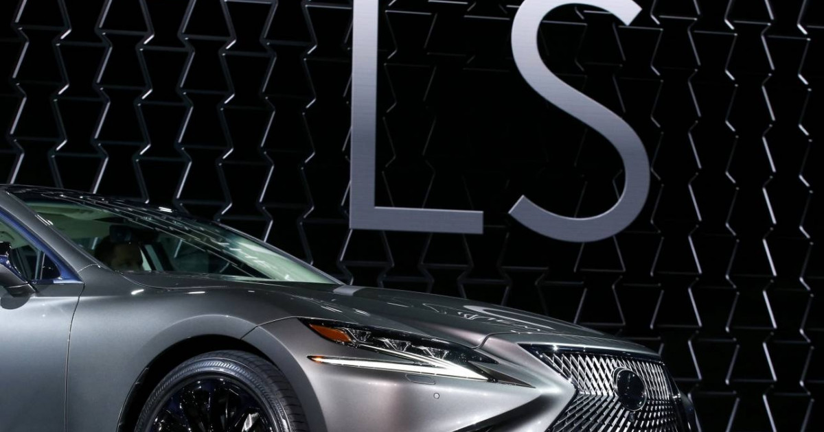 Κίνα: Ανακαλούνται 15,865 εισαγόμενα οχήματα Lexus - CNN.gr