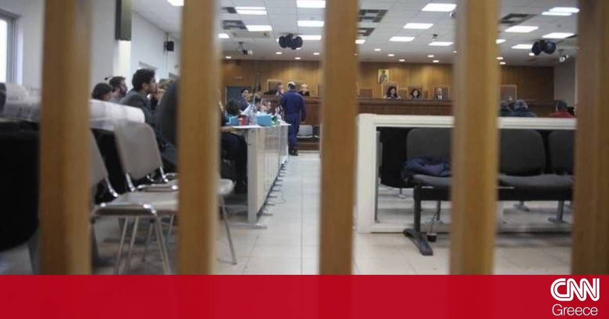Φυλάκιση για ιδιοκτήτη κυλικείου που παρενοχλούσε ανήλικα κορίτσια - CNN.gr