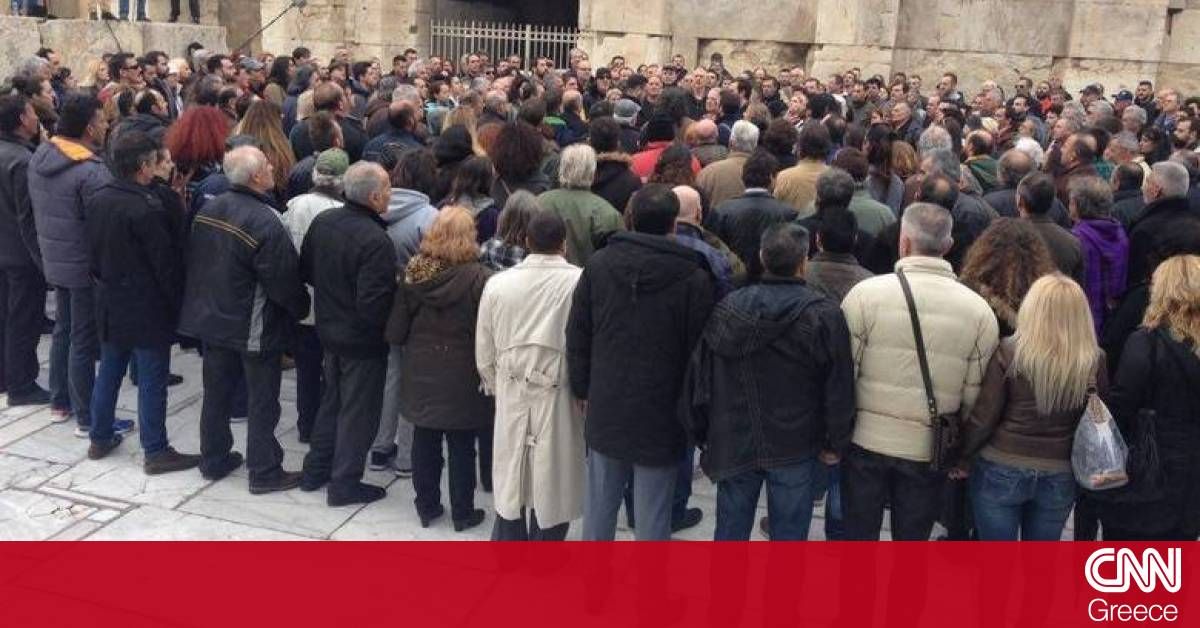 «Παράσταση» οπαδών του Αρτέμη Σώρρα στο Ηρώδειο - CNN.gr