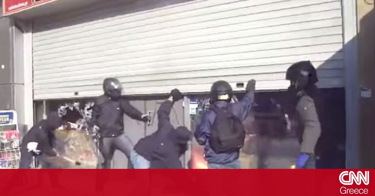 Νέο βίντεο από την επίθεση στα κεντρικά γραφεία της Χρυσής Αυγής - CNN.gr