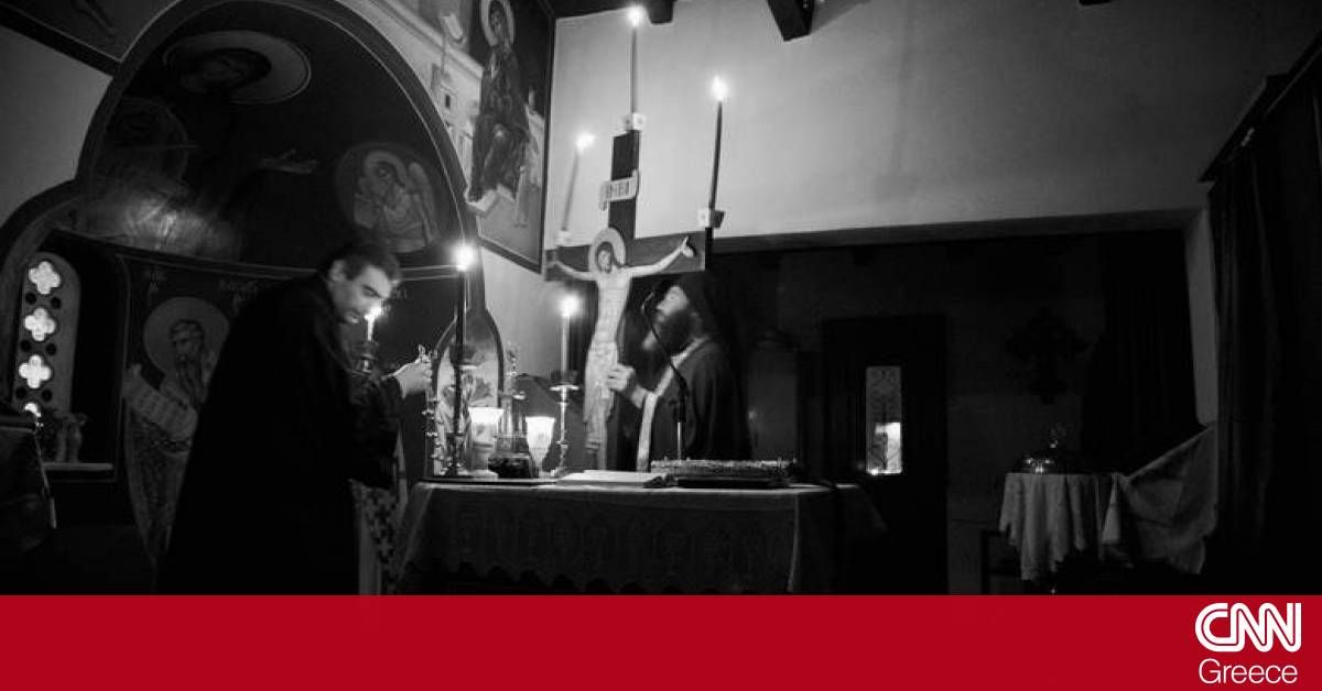 Το θείο Πάθος στην Παναγιά Γοργοεπήκοο - μια φωτογραφία χίλιες λέξεις ...