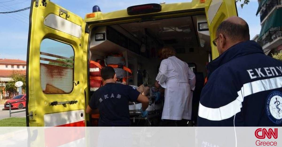 Καλαμπάκα: Βυτιοφόρο «κρεμάστηκε» από γέφυρα (pics) - CNN.gr