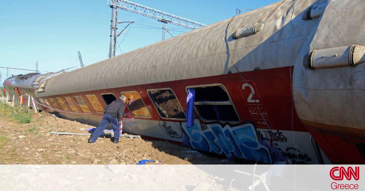 Εκτροχιασμός εμπορικής αμαξοστοιχίας στο σταθμό της Κατερίνης - CNN.gr