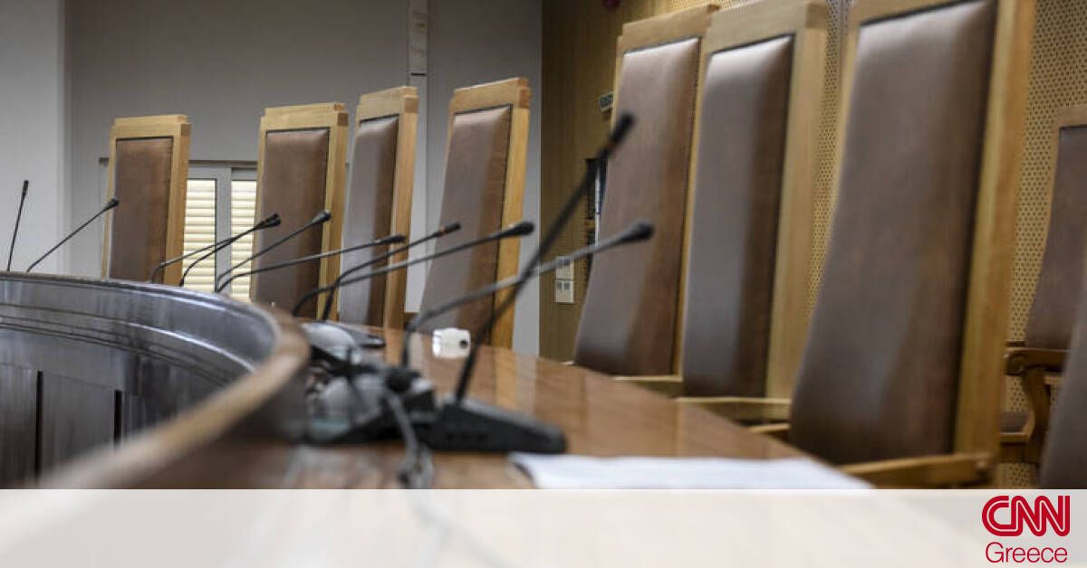 Υπόθεση υποβρυχίων: Υψηλές εγγυήσεις στους κατηγορουμένους για να μην ...