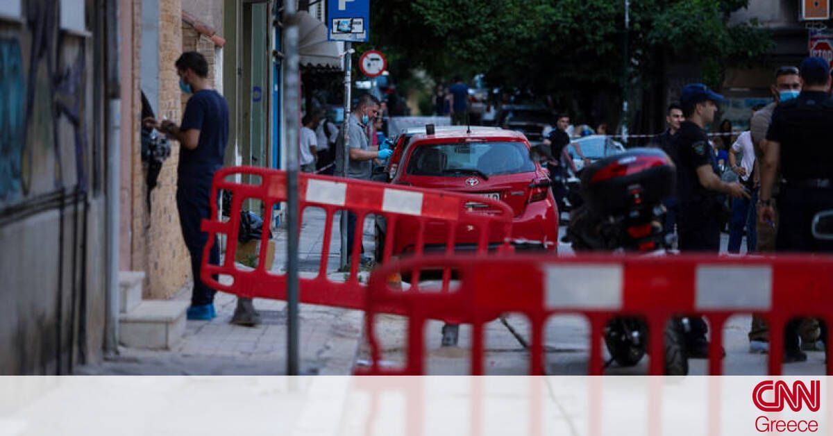 Γουδή: Εικόνες από το σημείο όπου εντοπίστηκε πτώμα γυναίκας, τυλιγμένο ...