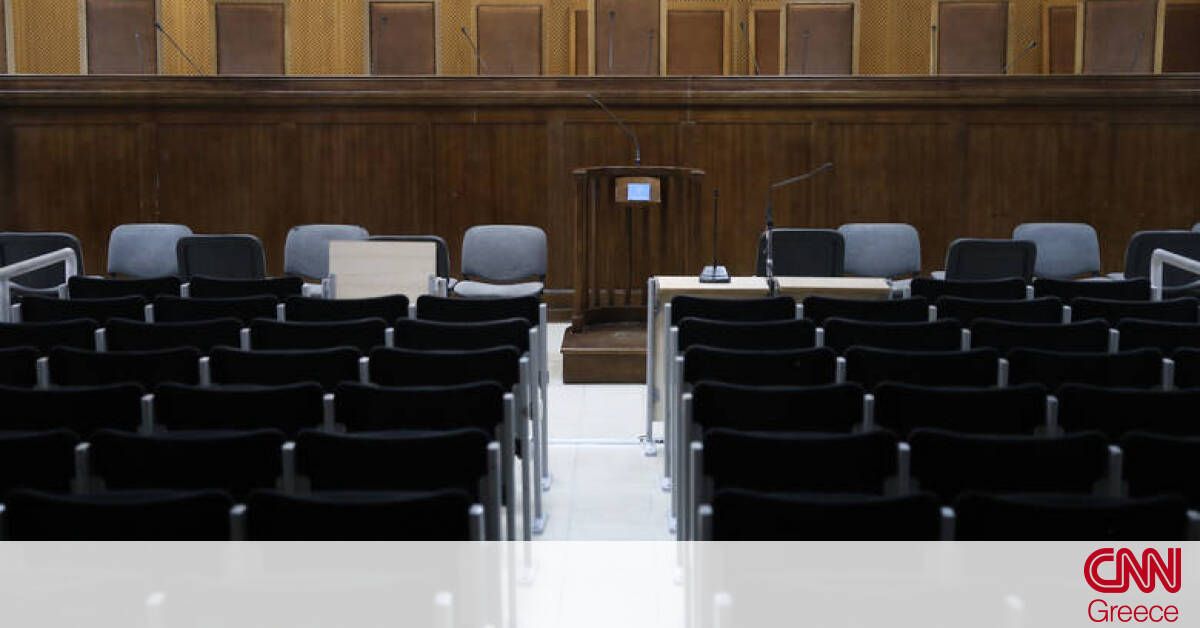 Χανιά: Στη φυλακή ο γονέας που χτύπησε δασκάλα δημοτικού σχολείου - CNN.gr