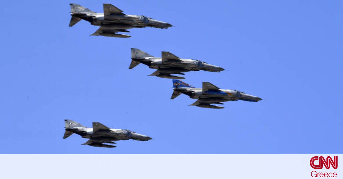 Εικονικές αερομαχίες στο Αιγαίο με τουρκικά μαχητικά - CNN.gr