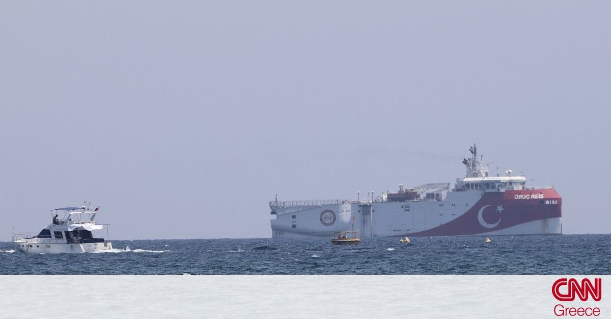 Στην ελληνική υφαλοκρηπίδα το Oruc Reis: Ο χάρτης με την πορεία του ...