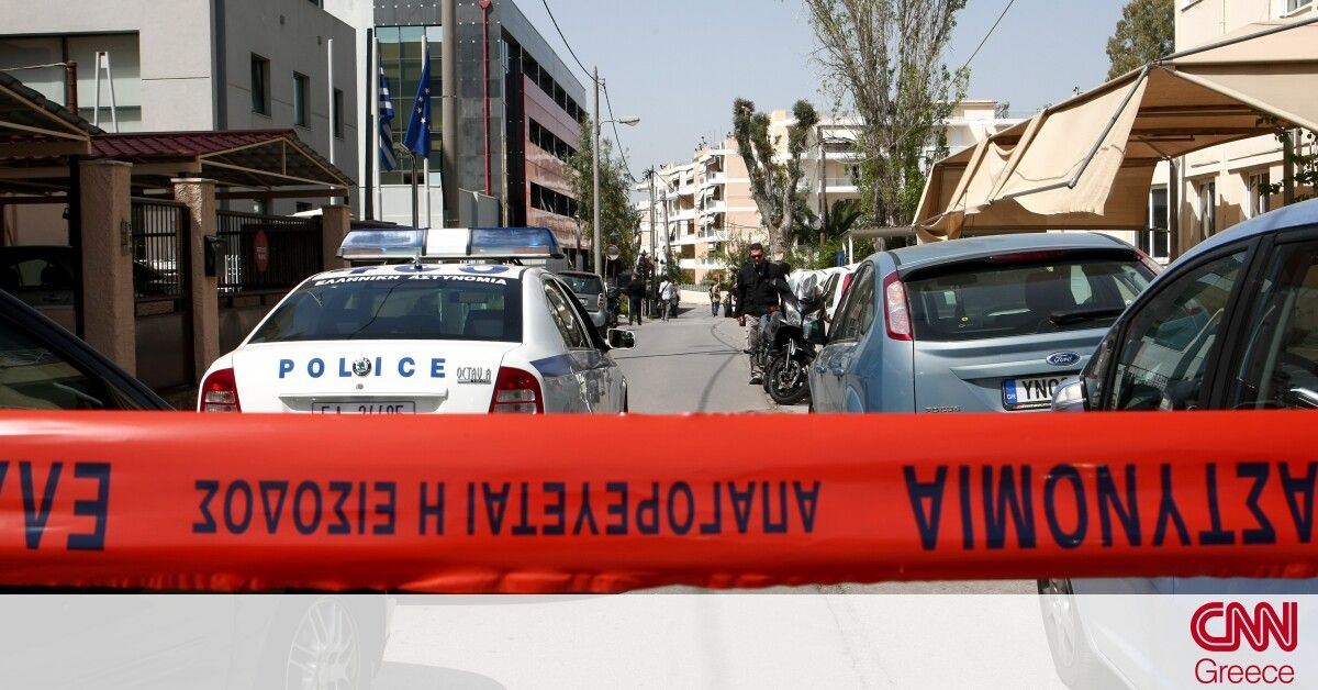 Επίθεση στα γραφεία του Πρώτου Θέματος - Συνθήματα για τον 42χρονο ...