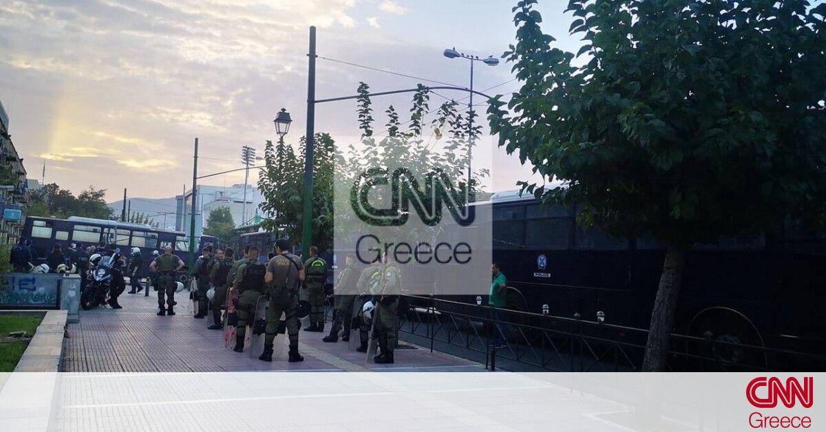 Δίκη Χρυσής Αυγής: «Φρούριο» η Αθήνα - Επί ποδός 2.000 αστυνομικοί - CNN.gr