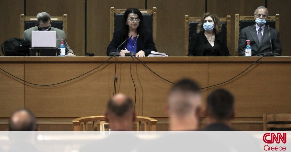 Δίκη Χρυσής Αυγής: Η εισαγγελική πρόταση επί των ελαφρυντικών - CNN.gr