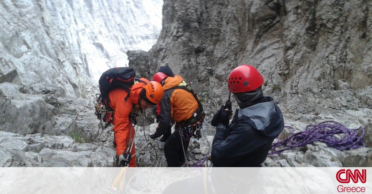 ΕΜΑΚ: Οι σύγχρονοι «θεοί» του Ολύμπου που σώζουν καθημερινά ορειβάτες ...