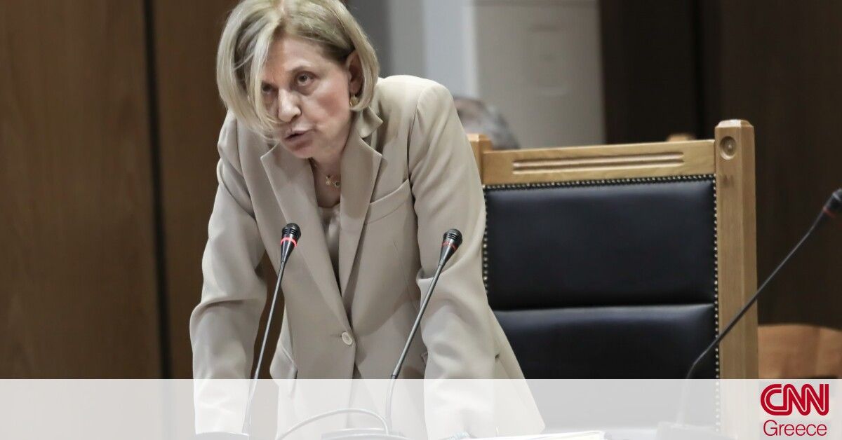 Δίκη Χρυσής Αυγής: Επιμένει η εισαγγελέας για αναστολή στους ...