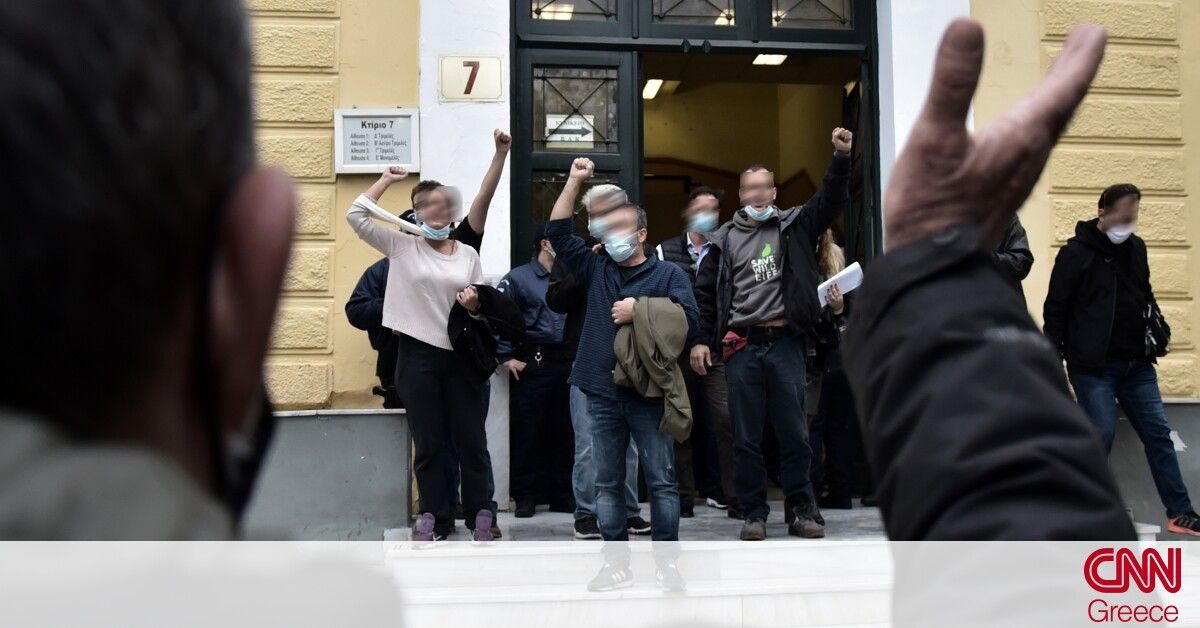 Επεισόδια Πολυτεχνείο: Ενώπιον του εισαγγελέα οι συλληφθέντες - CNN.gr