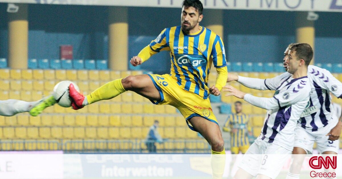 Παναιτωλικός - Απόλλων Σμύρνης 0-1: «Διπλό» με παγκόσμια πρωτοτυπία του ...