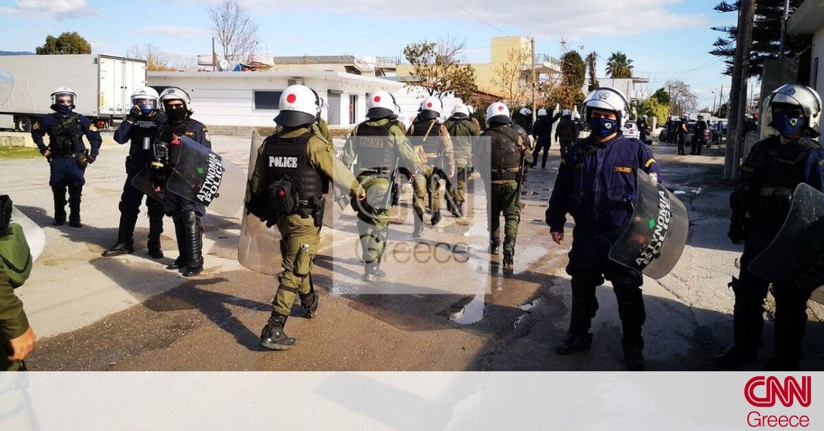 Πεδίο μάχης ο Ασπρόπυργος: Πυροβολισμοί, τραυματίες και ΜΑΤ σε ...