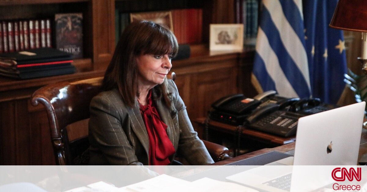 Μήνυμα Σακελλαροπούλου σε όσους είναι μακριά από τα σπίτια τους - CNN.gr
