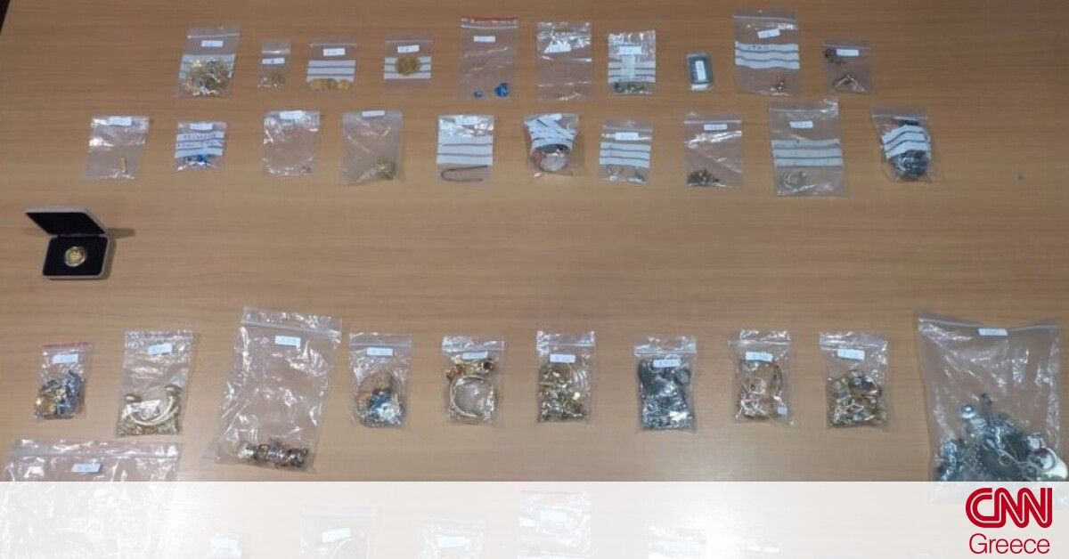 Λαμία: Χειροπέδες σε δύο κοσμηματοπώλες για κλοπές κοσμημάτων στη ...