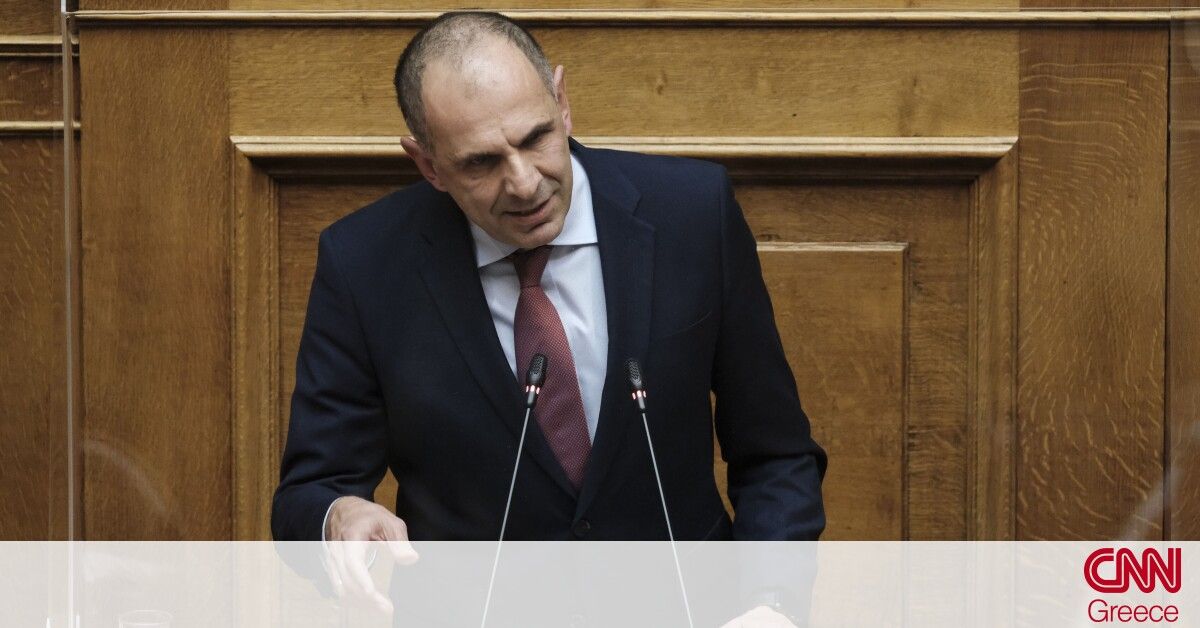 Γεραπετρίτης: Κρίσιμη η επιστροφή των παιδιών στα σχολεία - Στόχος τα ...