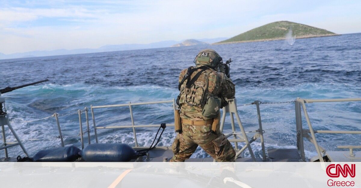 Άσκηση σκαφών ανορθόδοξου πολέμου της διοίκησης υποβρυχίων καταστροφών ...