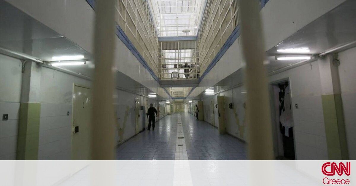 «Ξάφριζε» ηλικιωμένους μέσα από τη φυλακή - Πως δρούσε η σπείρα που ...