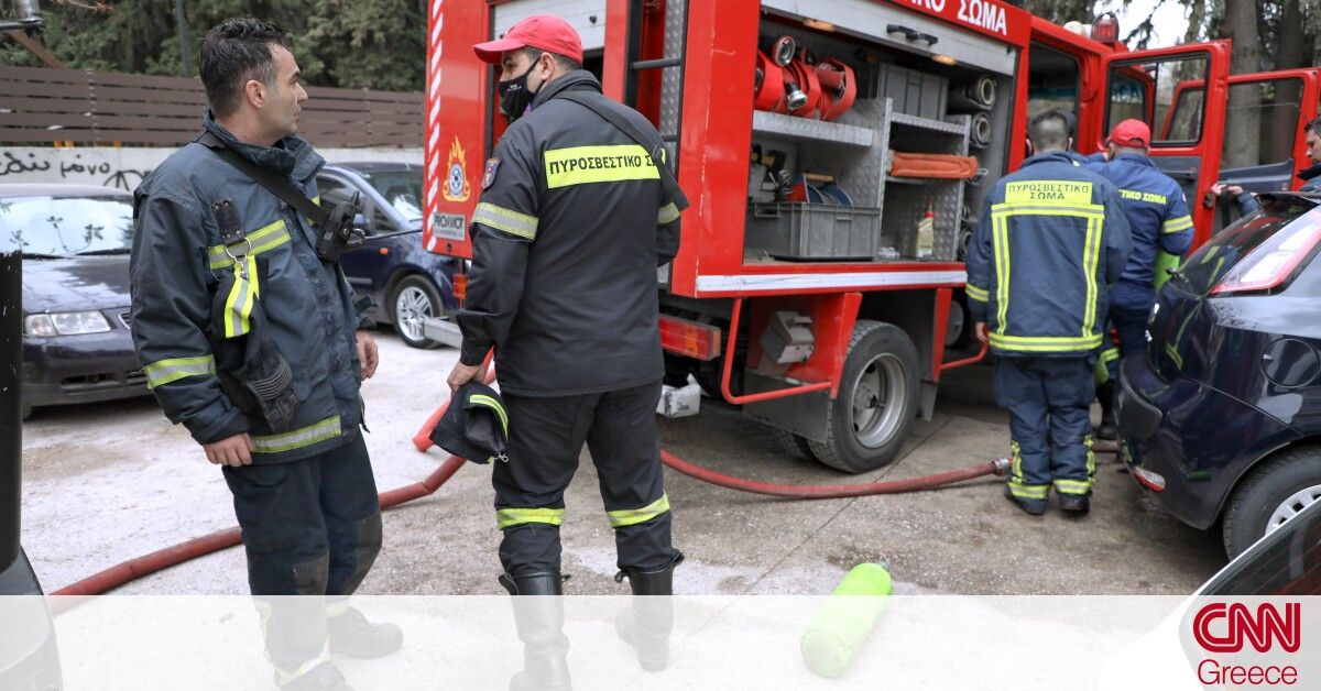 Φωτιά στην Άνοιξη - Επί ποδός η Πυροσβεστική - CNN.gr