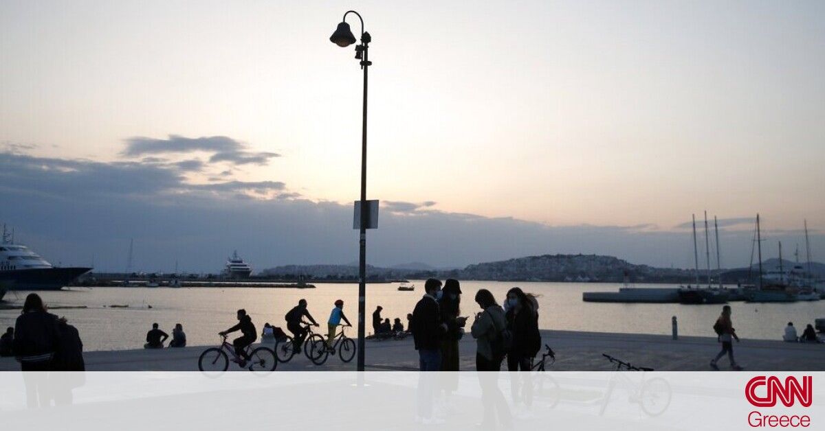 Lockdown: Η Επιτροπή Εμπειρογνωμόνων συνεδριάζει τη Μ.Τετάρτη για το τέλος των SMS - CNN.gr