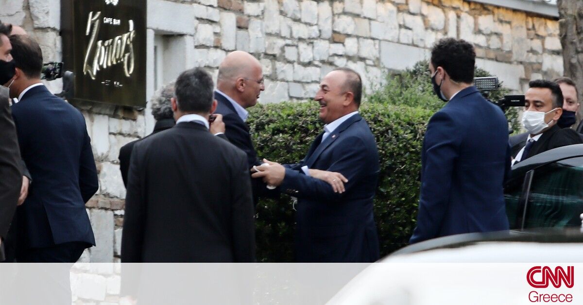 Στην Αθήνα ο Τσαβούσογλου: Δείπνο με τον Δένδια κάτω από την Ακρόπολη ...