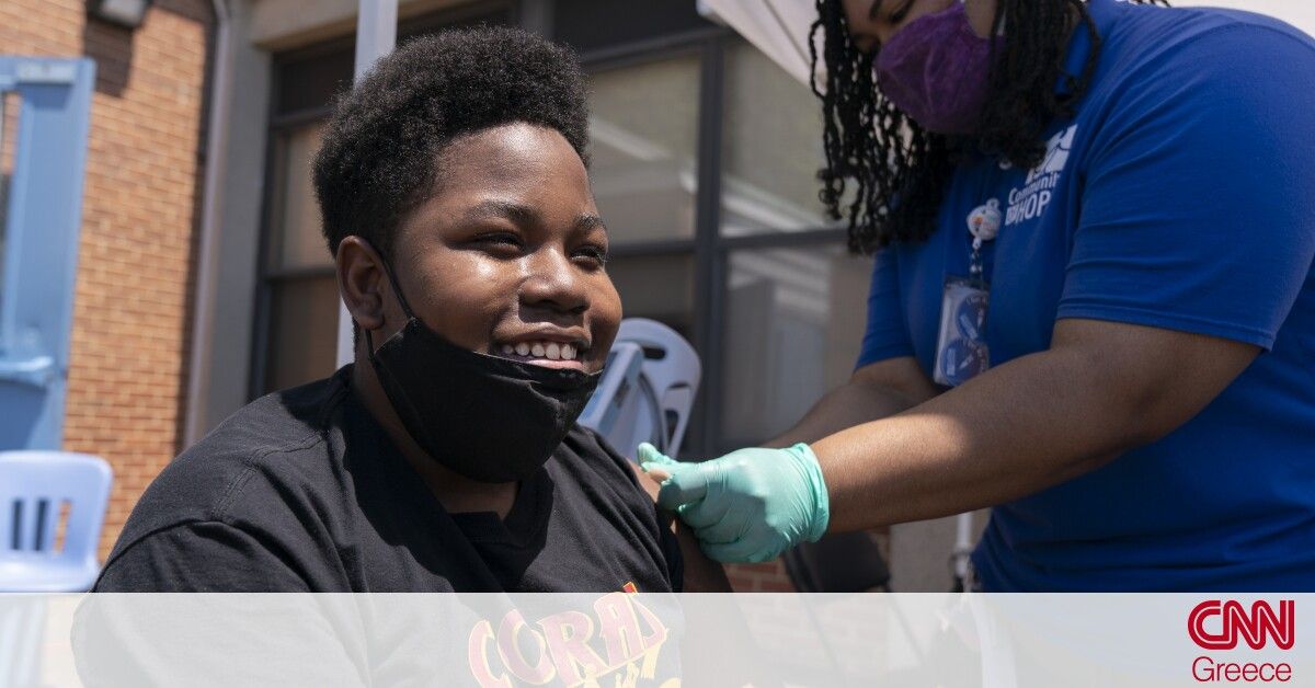 Βρετανία: Εγκρίθηκε ο εμβολιασμός εφήβων 12-15 ετών με Pfizer/BioNtech - CNN.gr