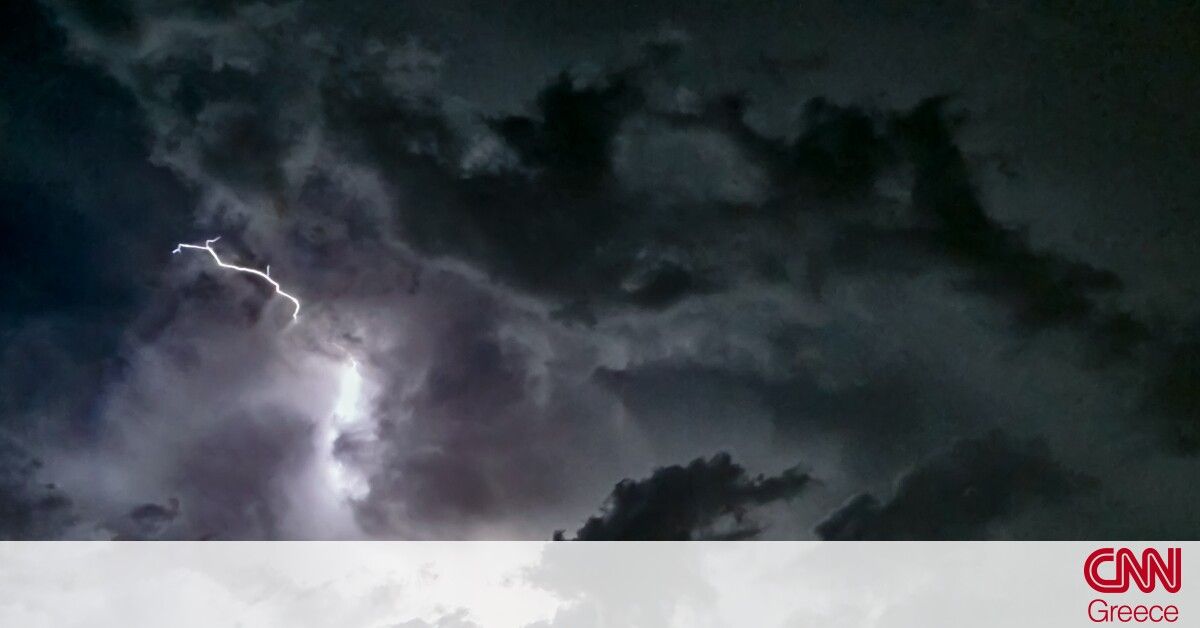 Καιρός: Ολική καταστροφή από το χαλάζι στην Κοζάνη - Κεραυνός έπεσε σε ...
