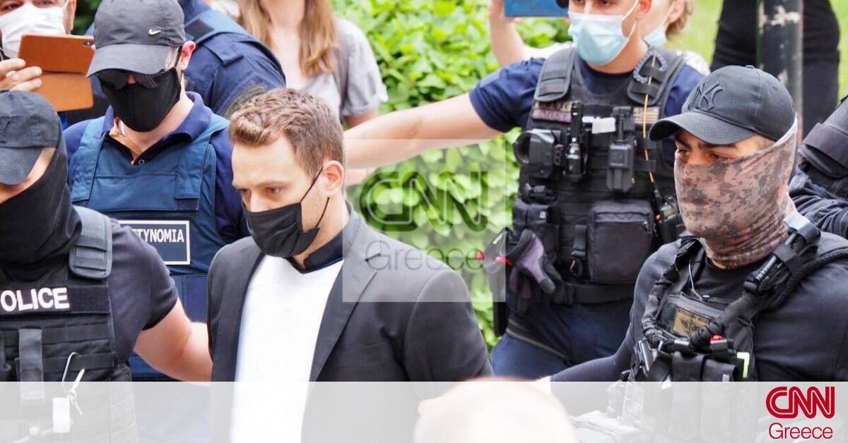Γλυκά νερά: Η κυνική ομολογία και τα μυστικά του ημερολογίου της ...
