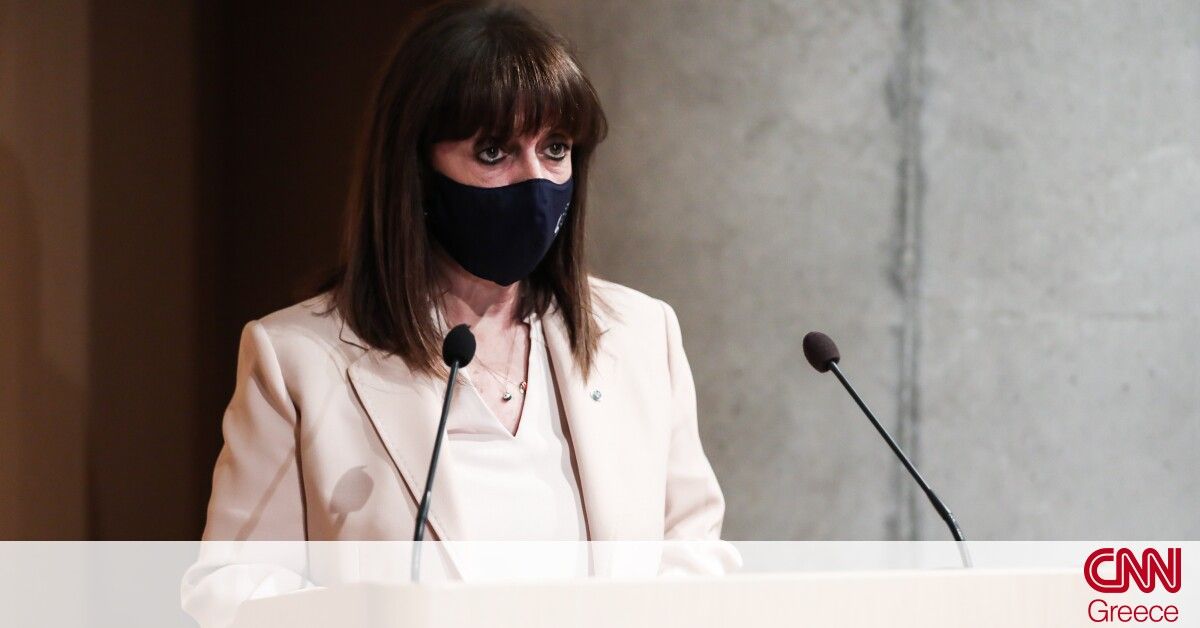 Στη Σκιάθο η Σακελλαροπούλου για το γενέθλιο της «Πρώτης Σημαίας» - CNN.gr