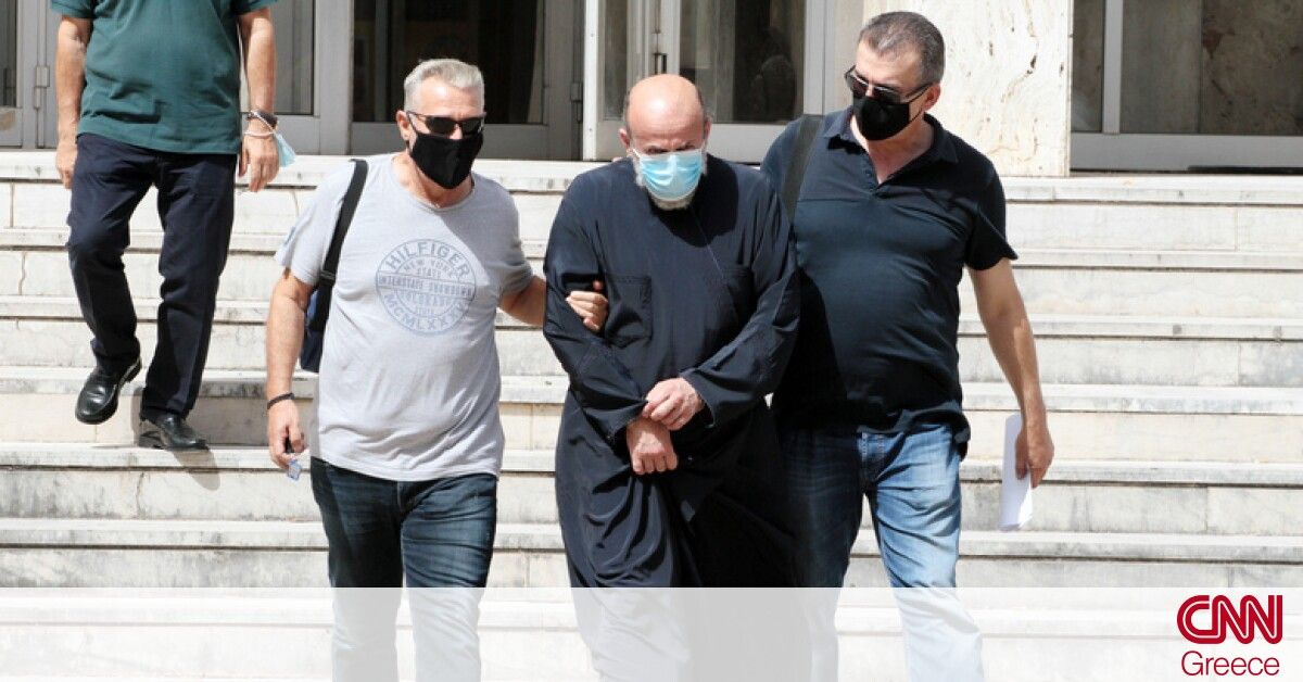 Αγρίνιο: «Με βίασε όταν ήμουν 13 ετών» - Έλαβε προθεσμία να απολογηθεί ...