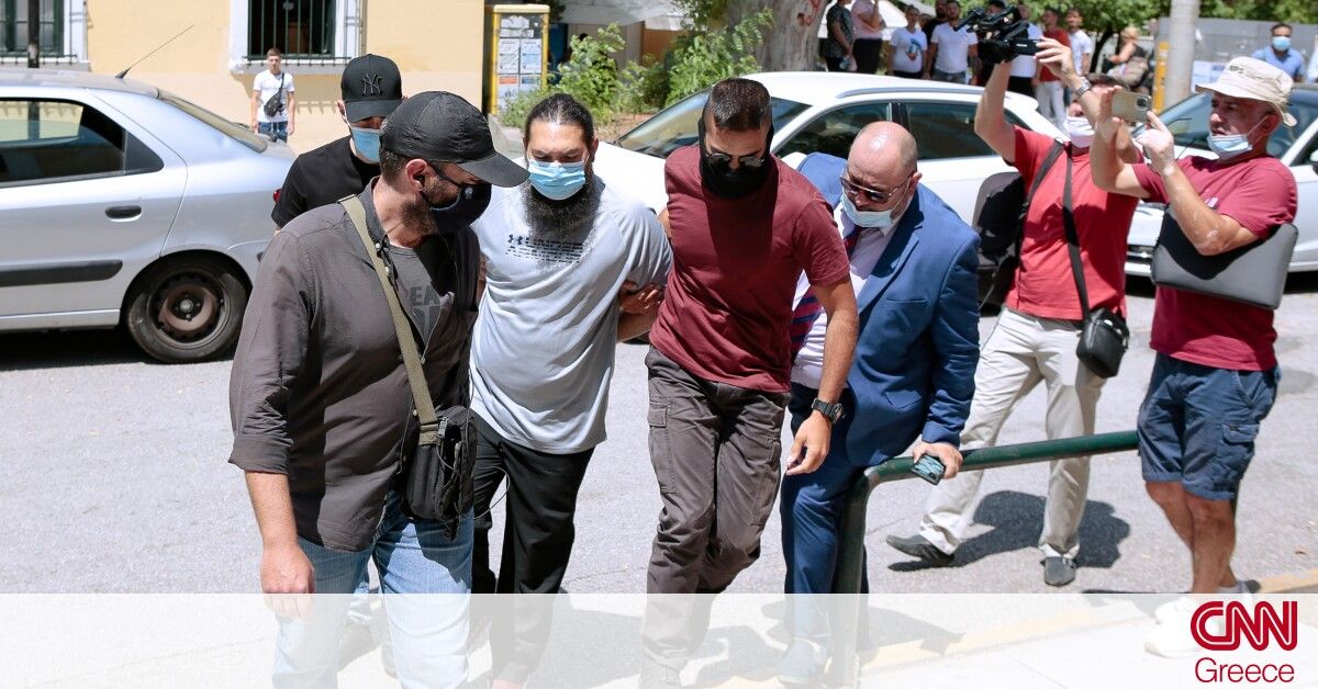 Επίθεση με βιτριόλι: «Δεν υπάρχει εκκλησιαστική δικαιοσύνη» - Την Τρίτη ...