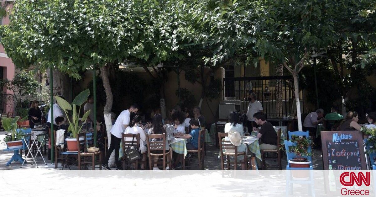 Προνόμια εμβολιασμένων: Τι αλλάζει από 15 Ιουλίου σε μπαρ, εστιατόρια ...