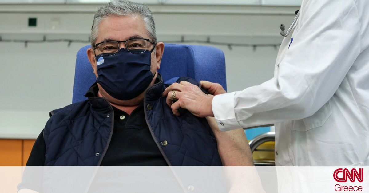 «Αυτοδυναμία» ΚΚΕ στους… εμβολιασμούς - CNN.gr
