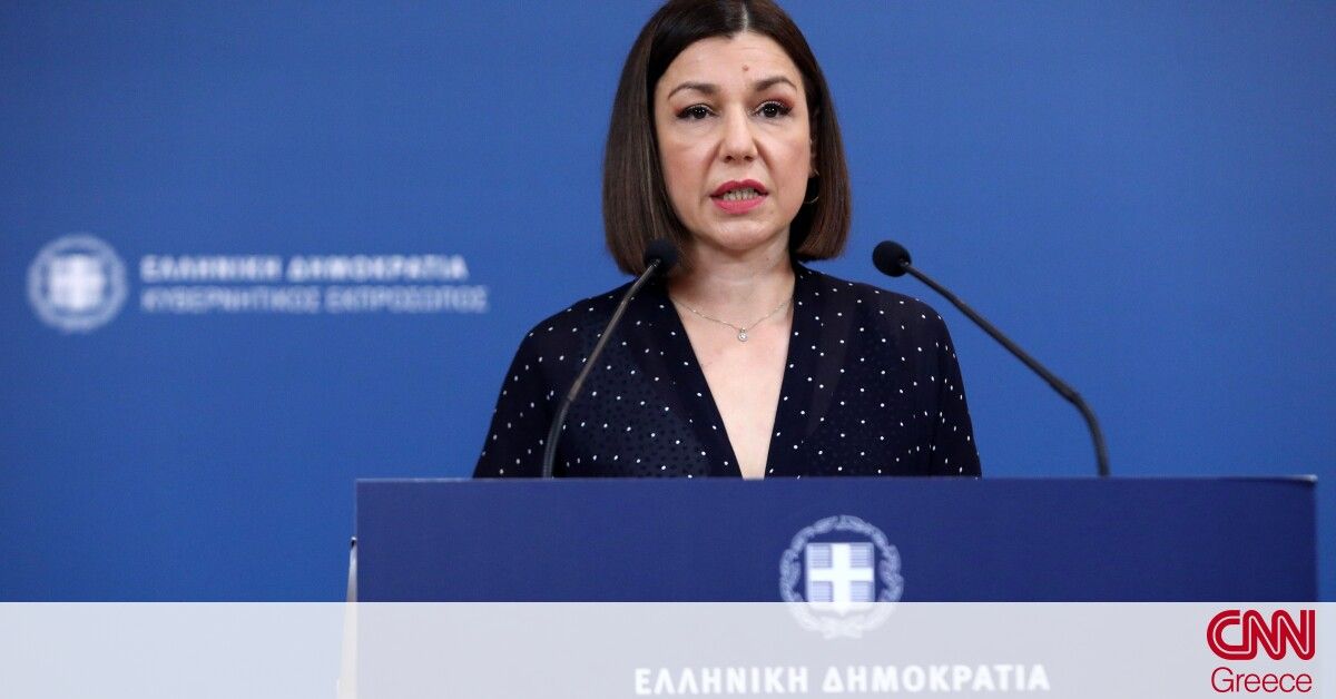 Πελώνη στο CNN Greece για εμβολιασμούς εφήβων: Περιμένουμε «πράσινο φως ...