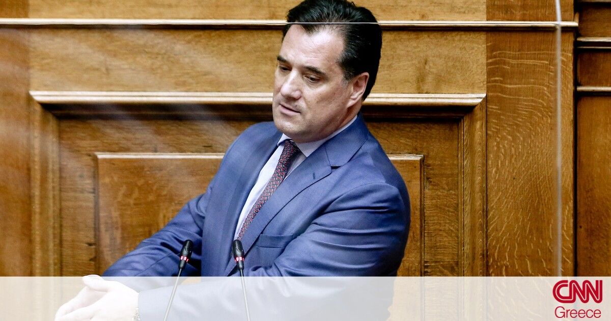 Γεωργιάδης: Πιθανά νέα μέτρα θα αφορούν μόνο ανεμβολίαστους - CNN.gr