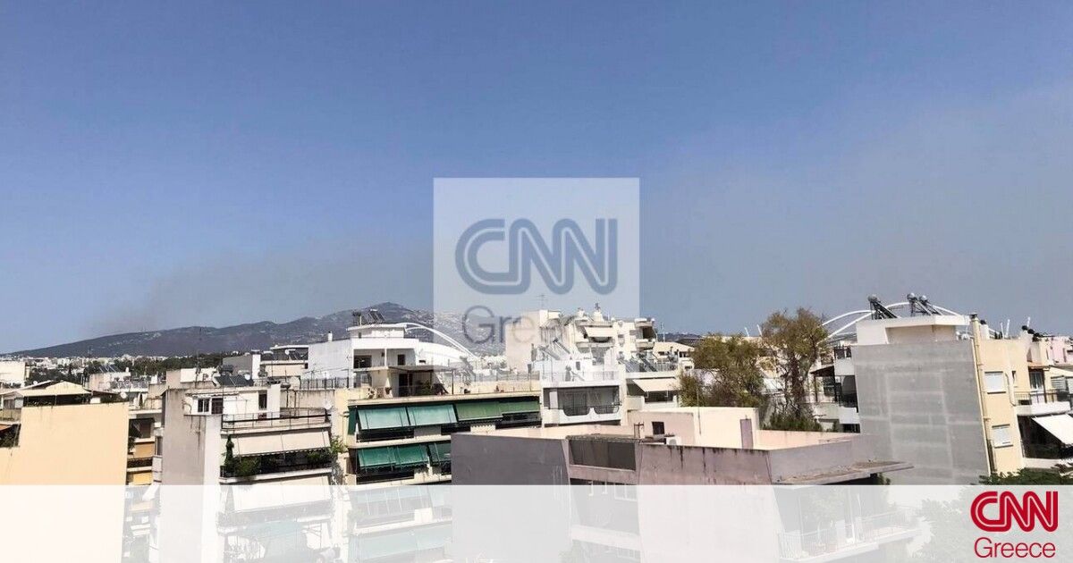 Πυκνοί καπνοί στον ουρανό της Αττικής από την πυρκαγιά στη Σταμάτα - CNN.gr
