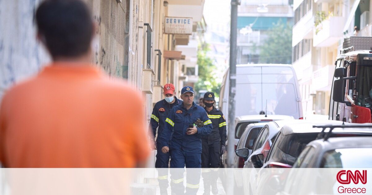 Τραγωδία στα Πατήσια: Γιαγιά και εγγονός τα θύματα από τη φωτιά - CNN.gr