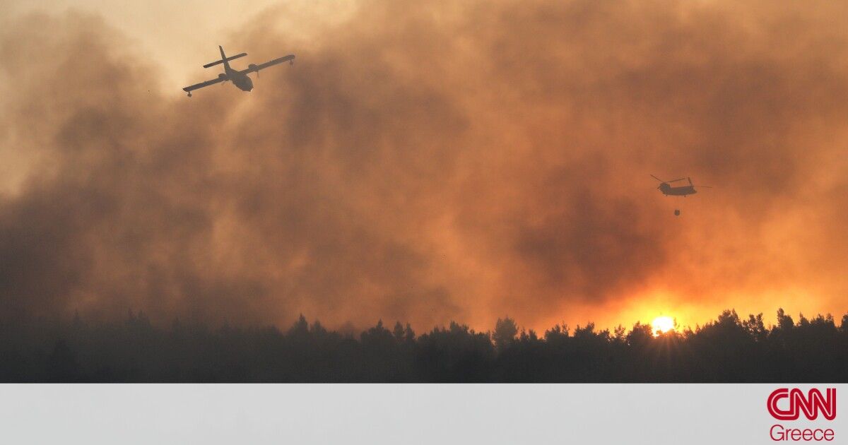 Φωτιά στην Αρχαία Ολυμπία: Εκκενώνονται οικισμοί, στις φλόγες έχουν ...