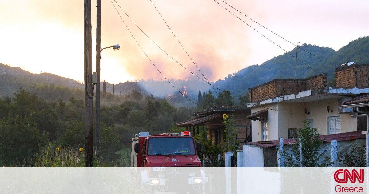 Φωτιά Αρχαία Ολυμπία: Μάχη με πύρινο μέτωπο στην περιοχή Χελιδόνι ...