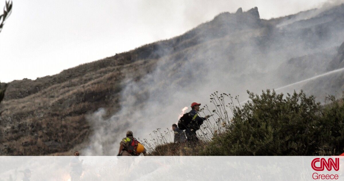 Πυρκαγιές Αττική: Ορατός μέχρι την Κρήτη ο καπνός- Πώς θα εξελιχθούν ...