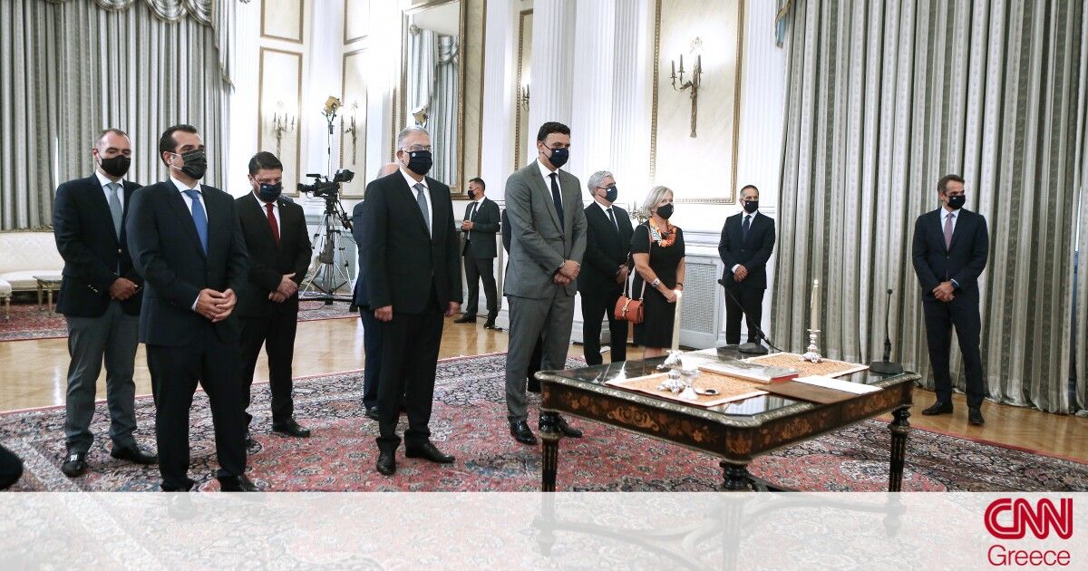 Κυβέρνηση: Άρχισαν οι διεργασίες για τον… «διάδοχο» του Αποστολάκη - CNN.gr