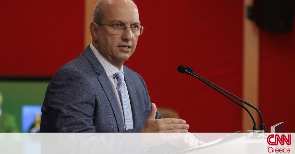 Νέα σχολική χρονιά - Οικονόμου: Η δια ζώσης εκπαίδευση είναι η απόλυτη ...